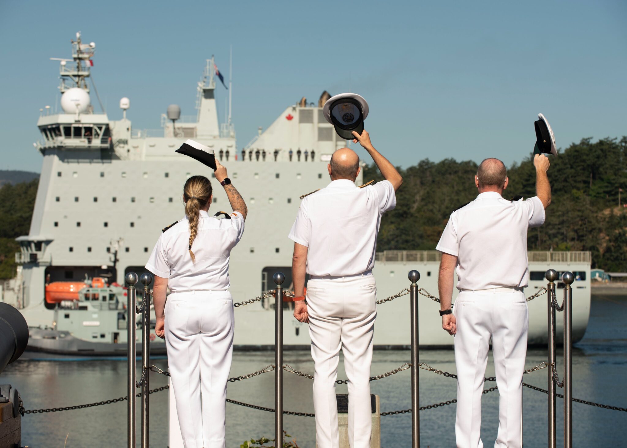 Royal Canadian Navy Ships Deploy to Indo-Pacific Region – Maple Leaf ...